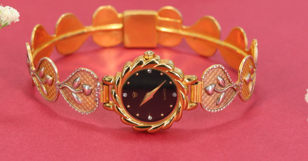 Elegant Gold Watch for Women | Sara Gandevikar